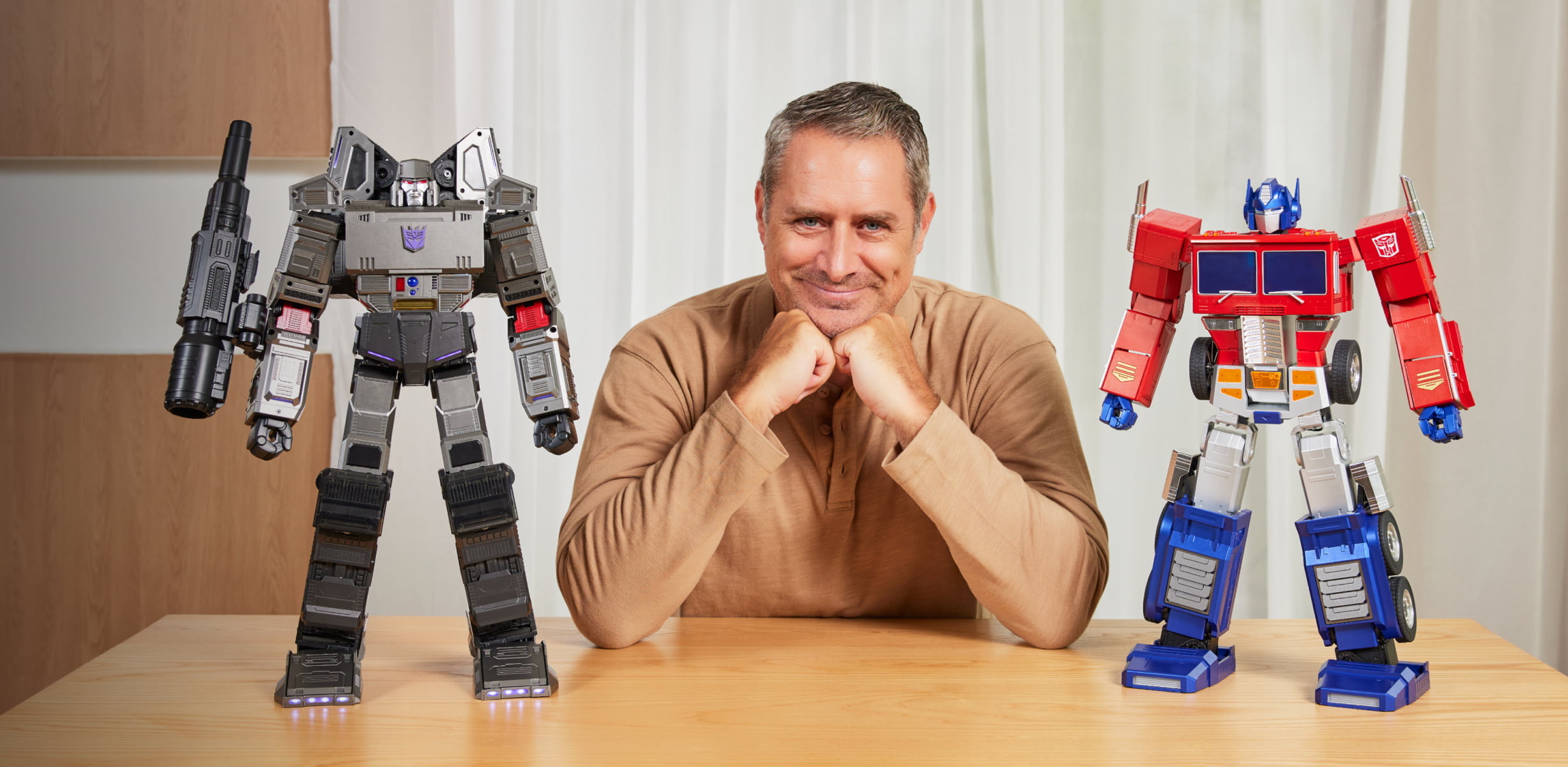 Robosen Flagship Megatron Auto-Converting Robot (Limited Edition)