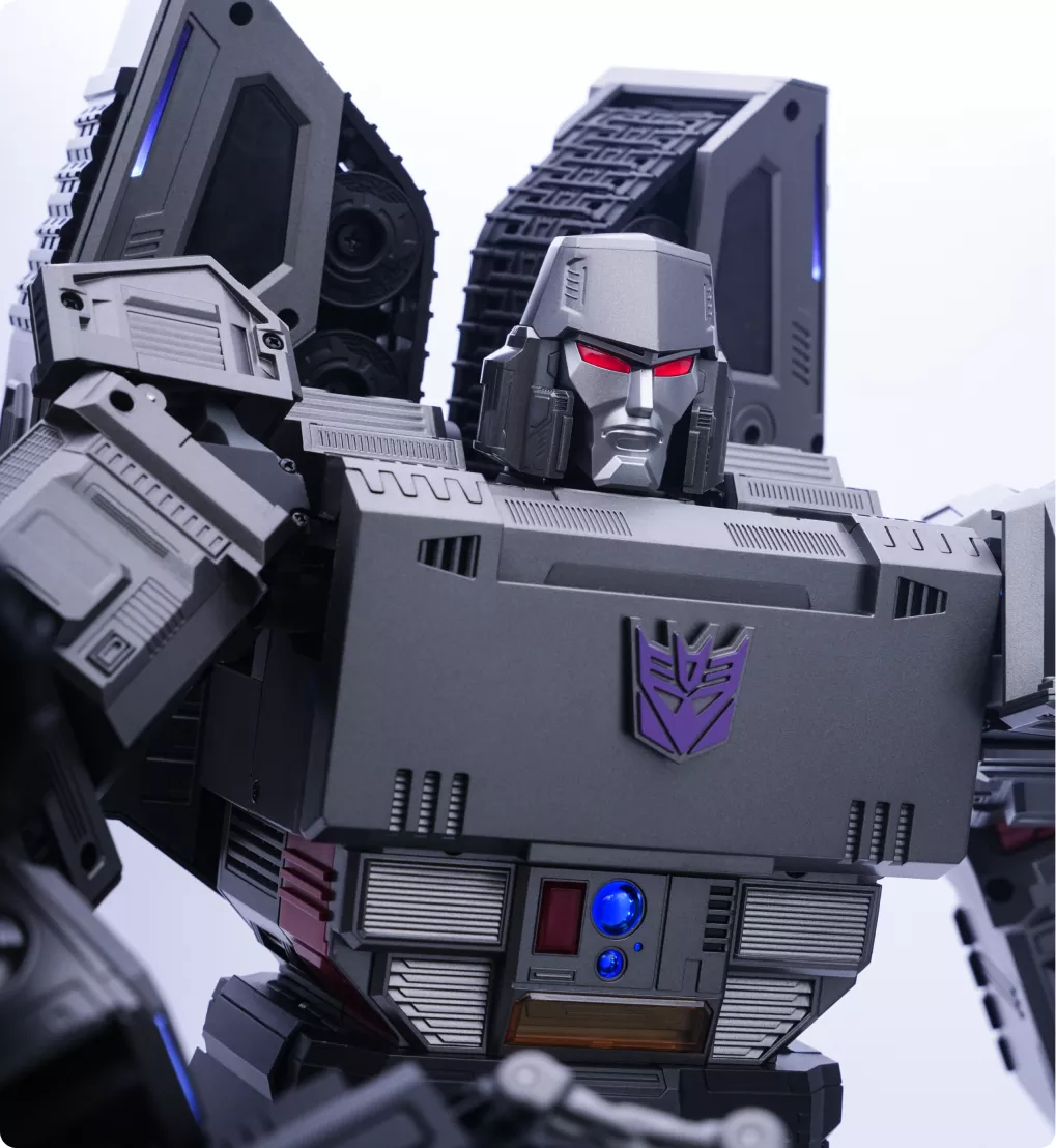 Robosen Flagship Megatron Auto-Converting Robot (Limited Edition)
